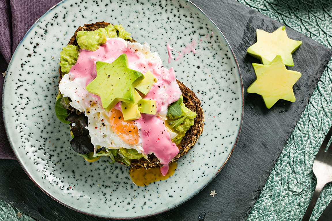 Avo eggs Benedict - EAT ME
